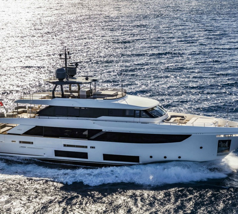 33M CUSTOM NAVETTA YACHT Yacht Charter Details, Custom Line ...